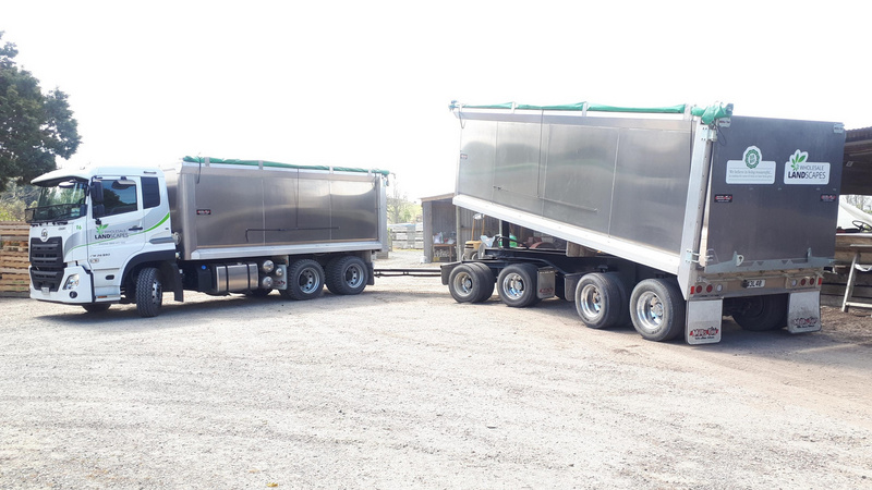 WHOLESALE LANDSCAPES - NELSON CW26-390S | Commercial Vehicle Centre